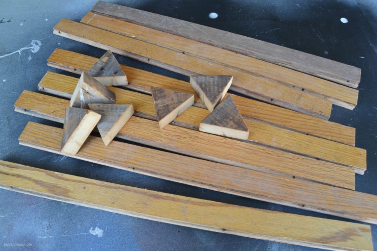 Repurposed Sign Made From 100 Year Old Flooring - My Creative Days