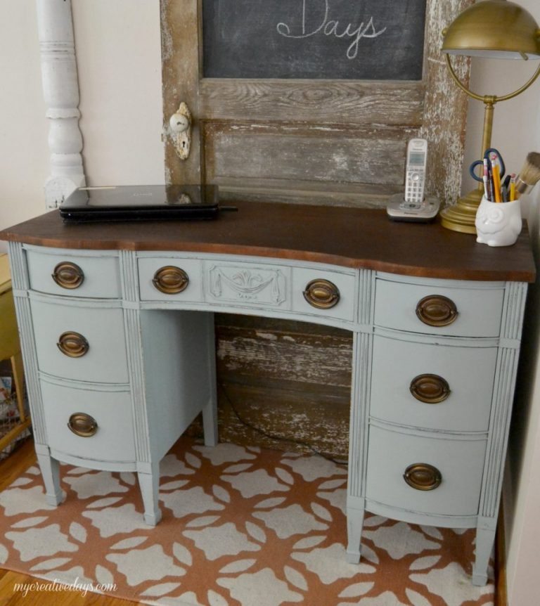 This painted desk turned an ugly desk into a beautiful piece to work on.