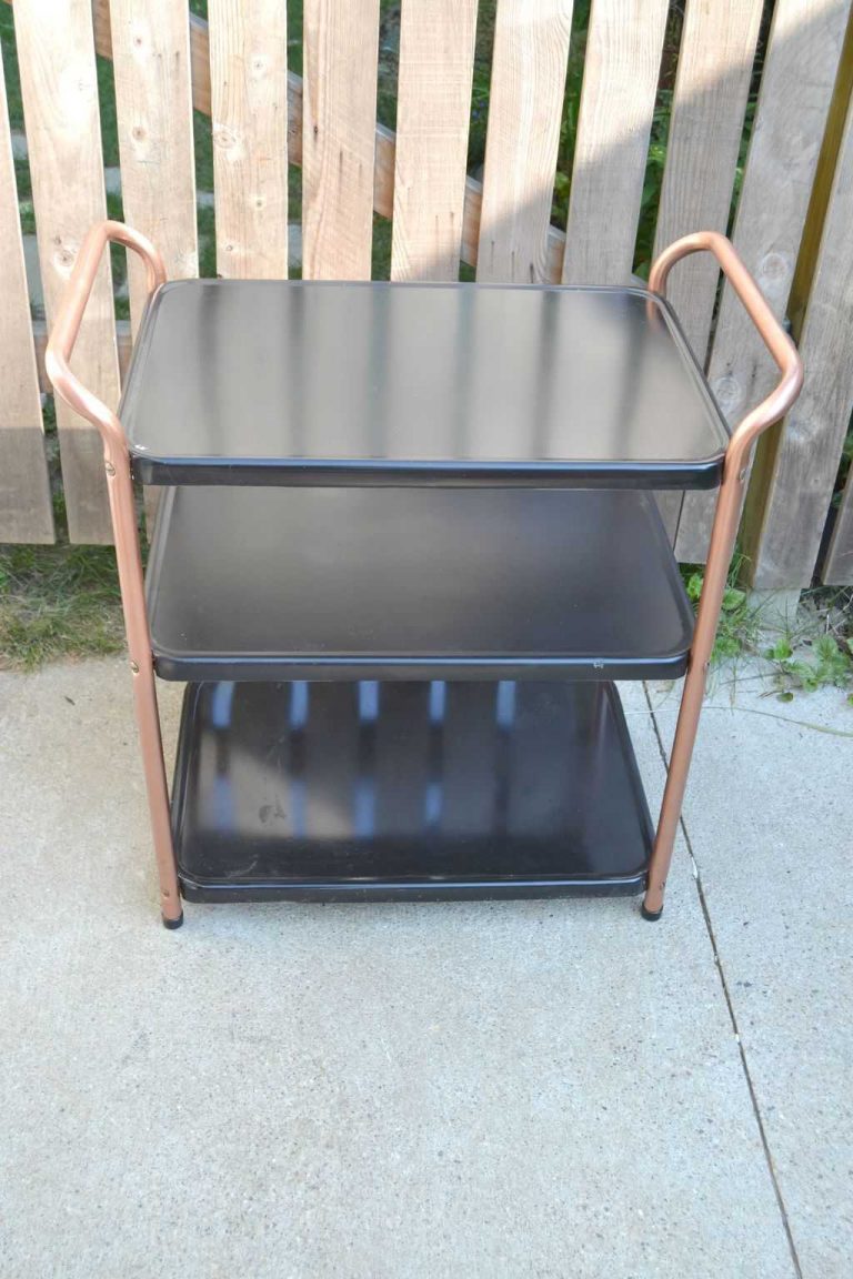 DIY Metal Cart Makeover To Use As A Beverage Station.