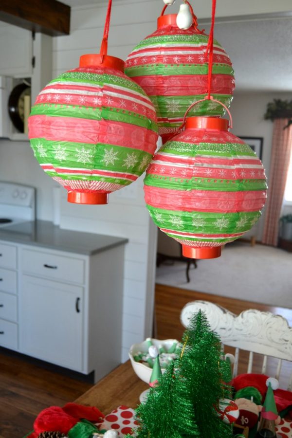 Elf Decorations For An Elf Christmas Party For Any Age!