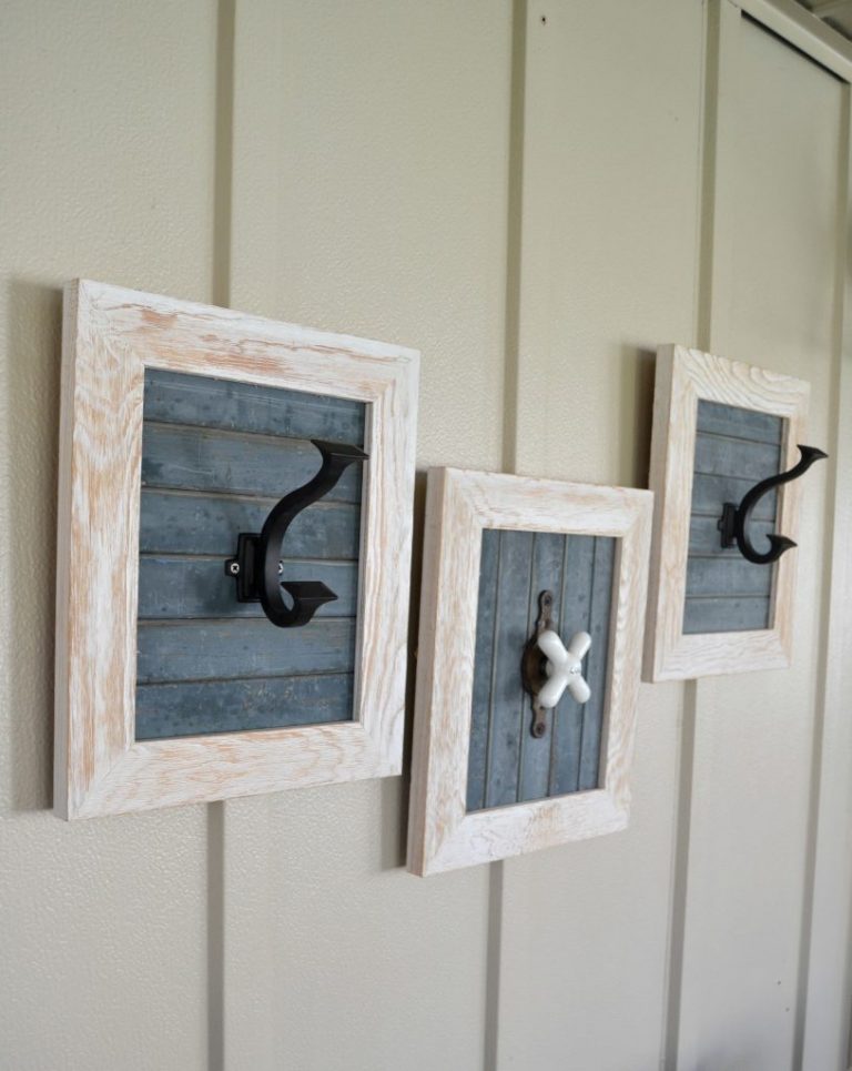 DIY Decorative Hooks That Can Be Used In Many Rooms In Your Home.
