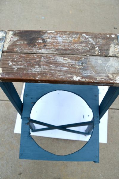 Drink Station Made From Ladder To Serve Drinks At Your Next Party