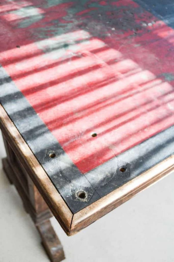 DIY Painted Table Makeover That Makes An Old Table Beautiful Again!