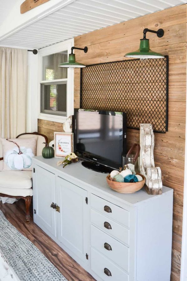 Fall Porch Decor: Mixing Fall & Football - My Creative Days