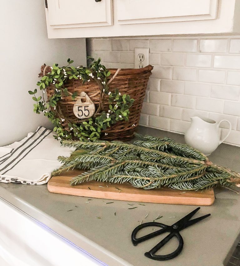 Christmas Kitchen Tour that is festive, easy and won't break the bank.