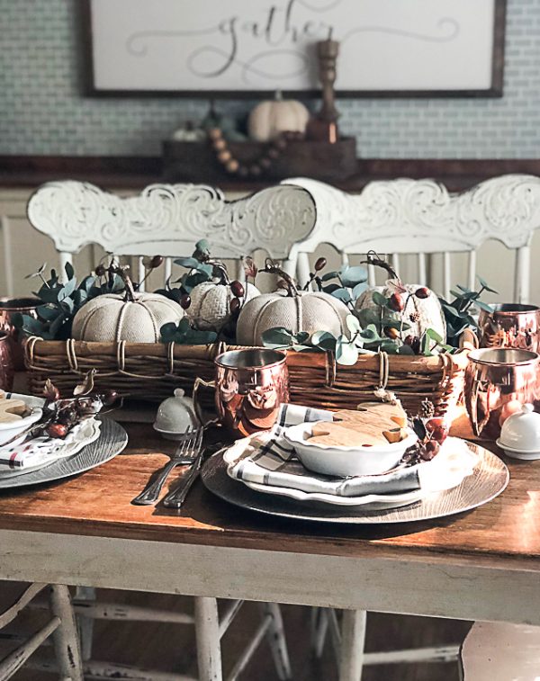 Fall Table: How To Style A Fall Table Easily - My Creative Days