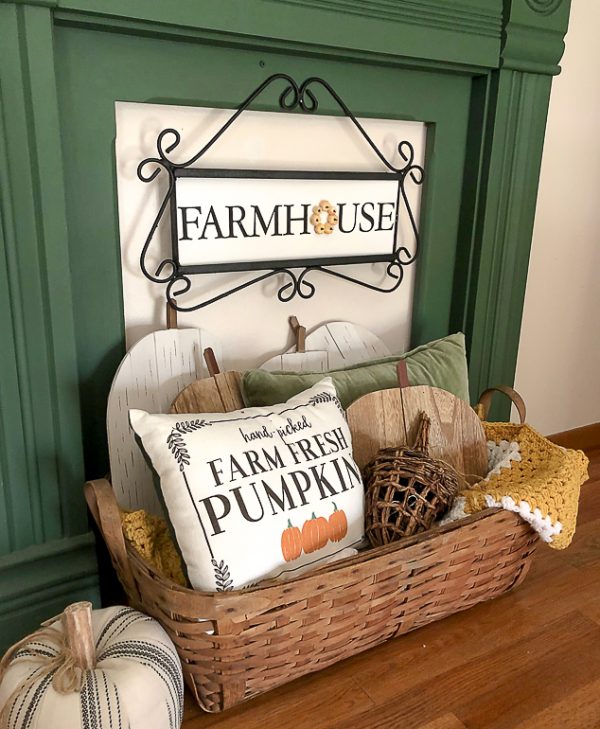 DIY Fall Farmhouse Sign With Chalk Couture - My Creative Days