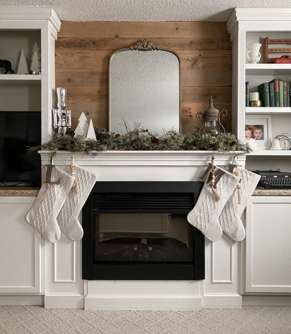 Simple Christmas Decor - My Creative Days