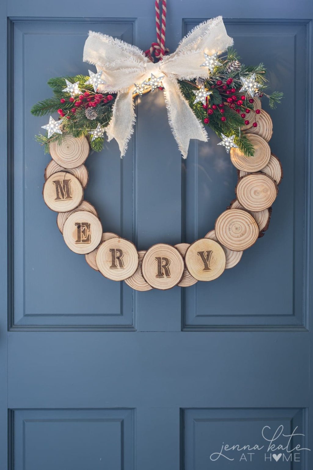 Easy DIY Christmas Wreaths - My Creative Days