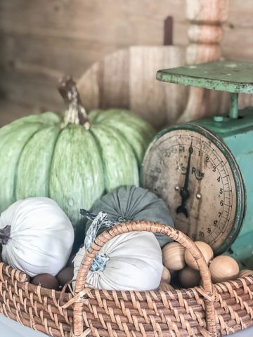 Easy Fall Vignette Ideas That Look High-End (But Take Minutes!) - My ...