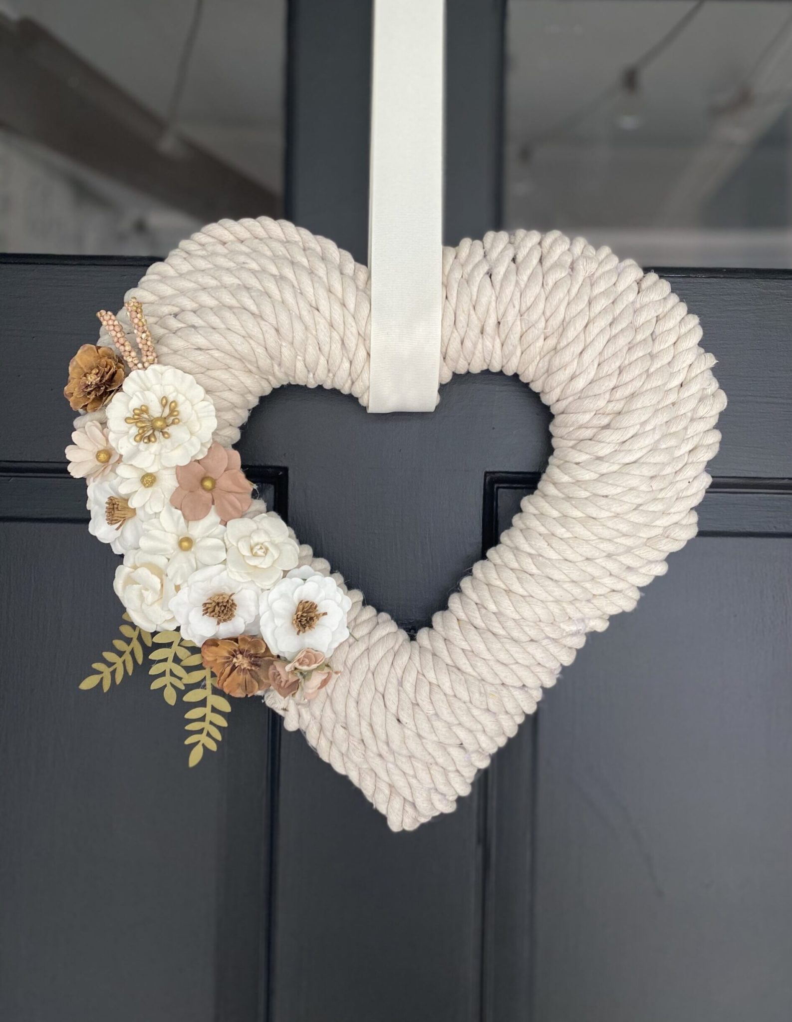 21 Easy DIY Valentine’s Day Projects for Every Skill Level - My ...